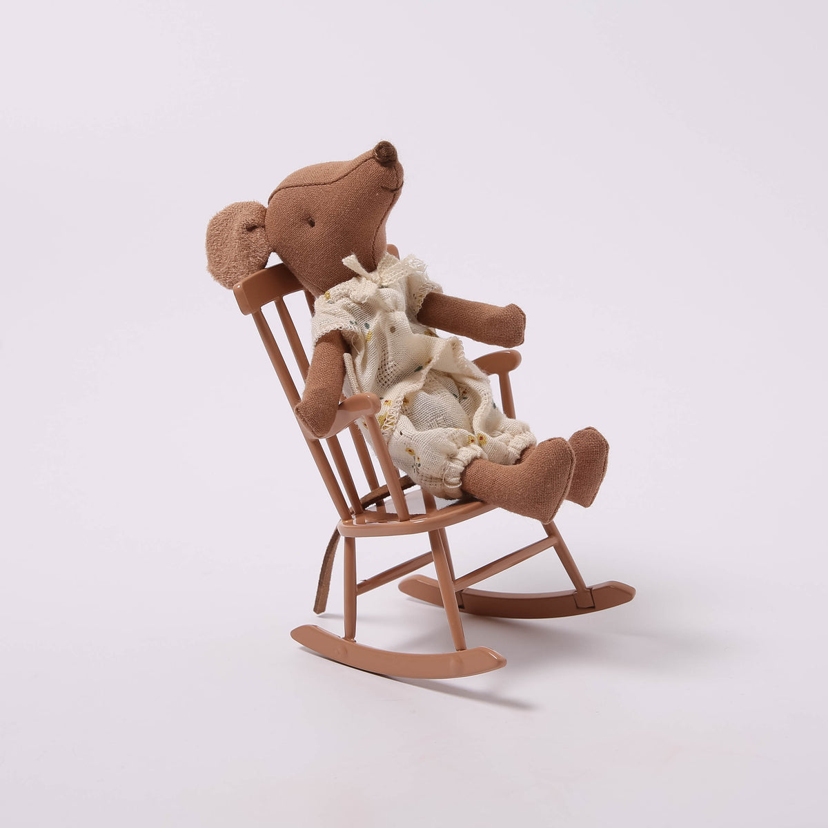 Maileg Mouse Rocking Chair Dark Powder | Conscious Craft