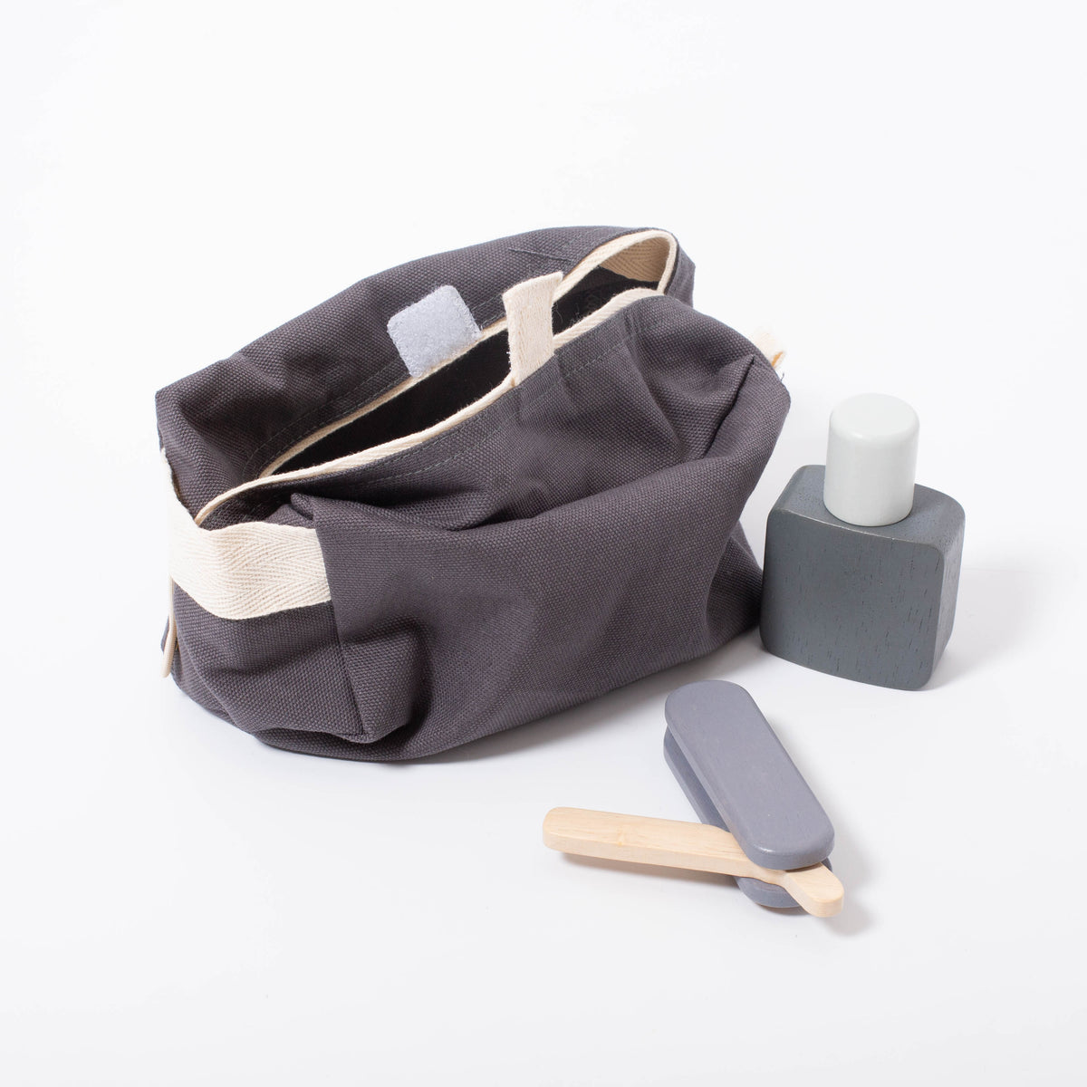 Plan Toys Shaving Set – Conscious Craft