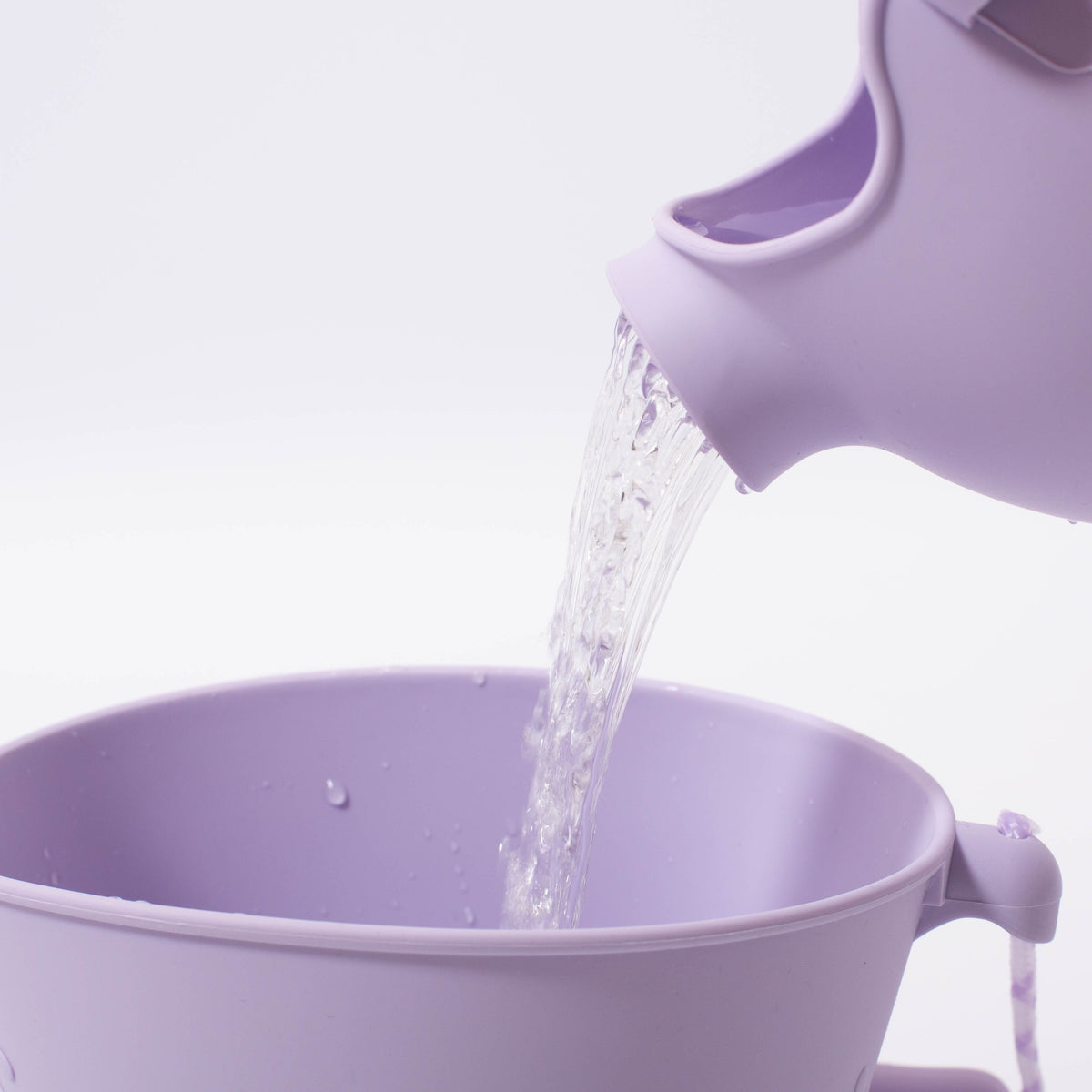 Scrunch Watering Can Lilac – Conscious Craft
